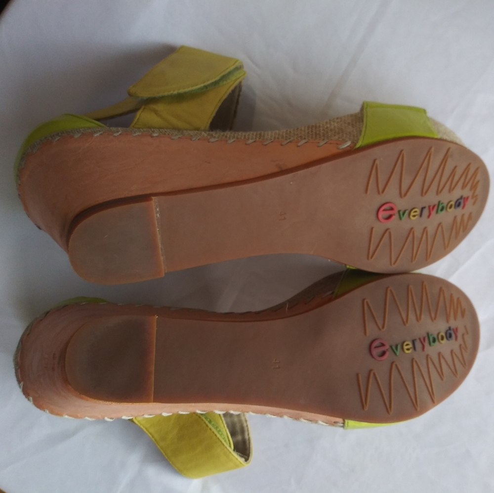 Everybody By Bz Moda Gorgeous Leather Sandal - Gem